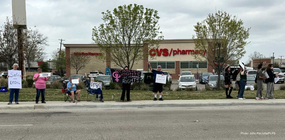 Counter-protesters from Baylor University amplify pro-life protests at ...