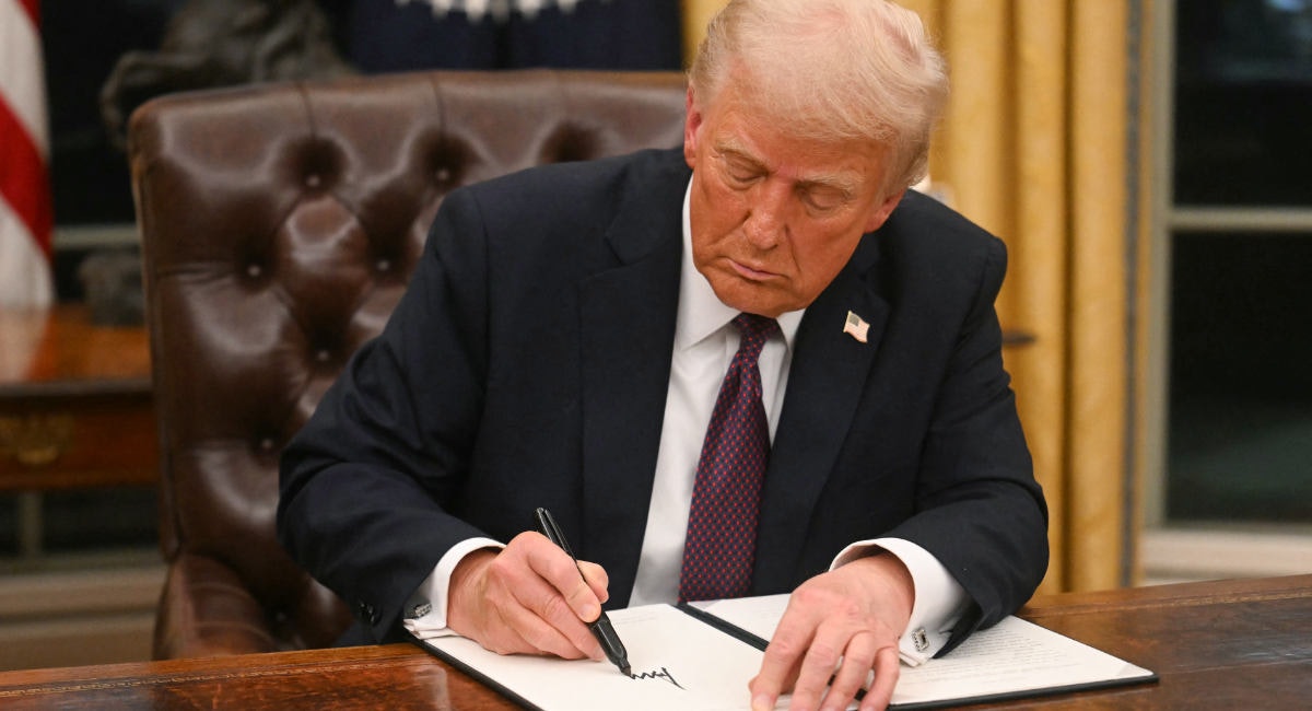 President Trump pardons pro-lifers convicted of FACE Act violations ...