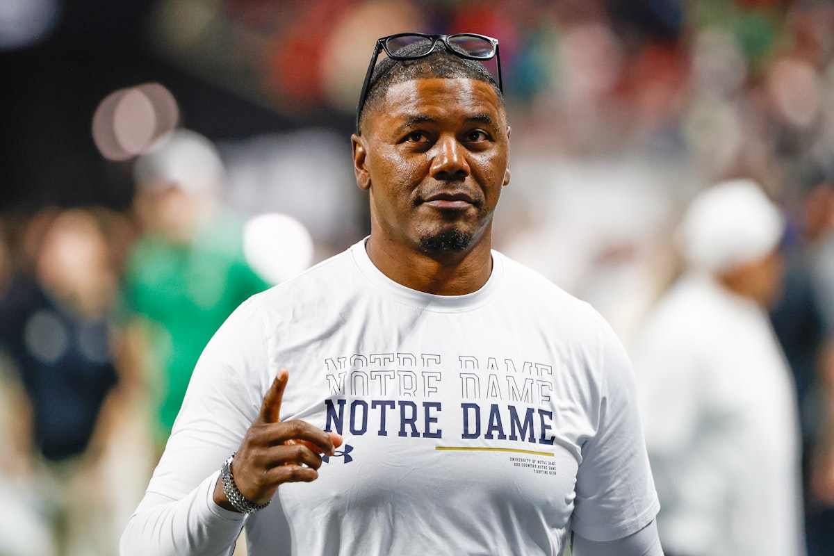 NFL coach learns longtime mentor is his biological father | Live Action